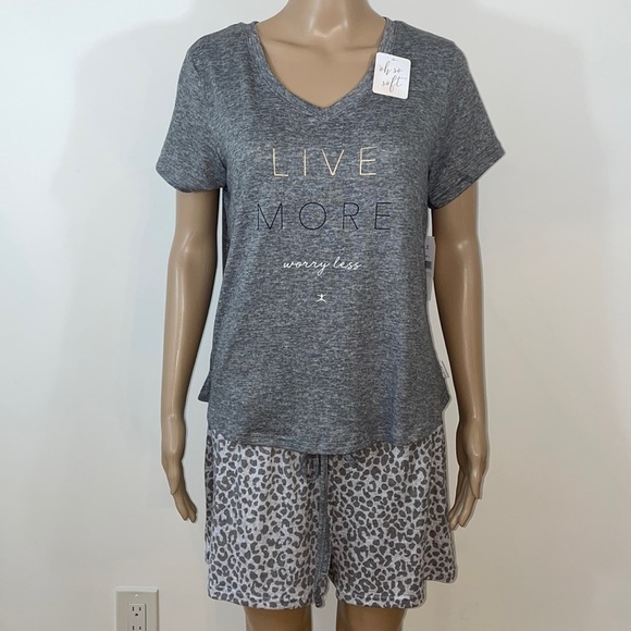 Danskin | Intimates & Sleepwear | New Danskin Womens 2 Piece Tee And ...